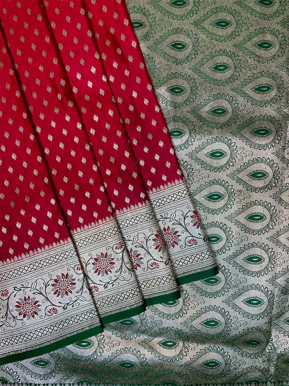 Red Banaras Katan Silk Saree with Body Butti and Border Design b0364s ...